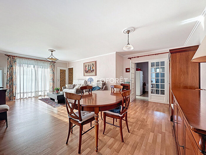 Maison à vendre - Parthenay - 6 pièces - 5 chambres