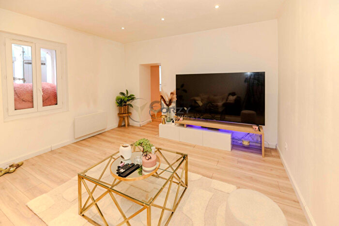 Maison à vendre - Jonquières-Saint-Vincent - 3 pièces - 2 chambres