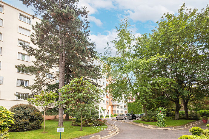 Appartement 3 pièces à Montrouge, Le vieux Montrouge, à vendre