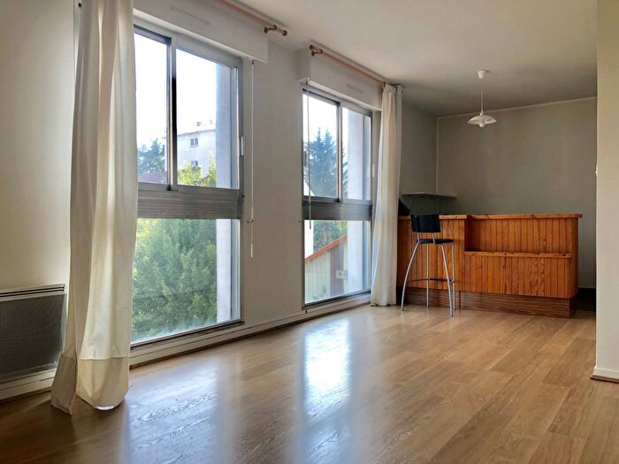 Grenoble : Appartement 1 pièce à louer