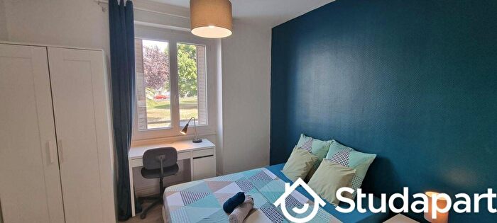 Appartement à louer - Montferrand, Clermont-Ferrand - 1 pièce - 3 chambres