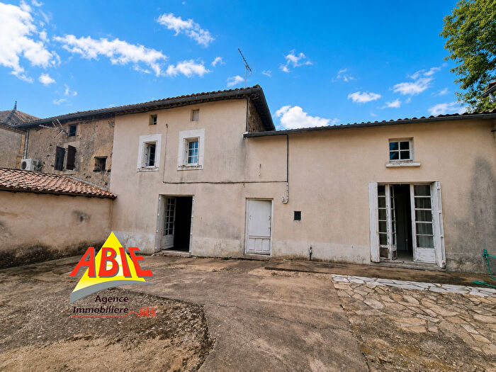 Maison 6 pièces à vendre à Pamplie