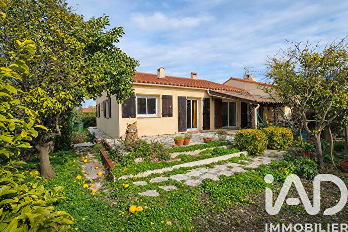 Maison à vendre - Saint-Laurent-de-la-Salanque - 5 pièces - 4 chambres