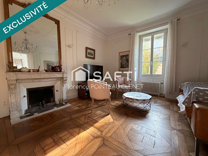 Maison à vendre - Angers, Madeleine, Saint-Léonard, Justices - 11 pièces - 5 chambres