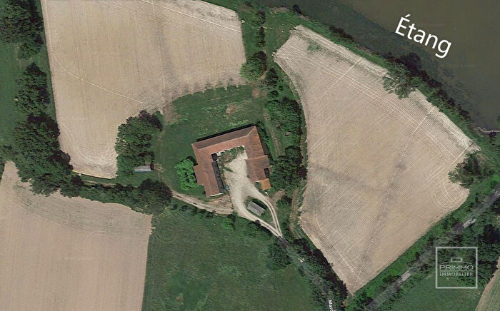 Maison à vendre - Lapeyrouse - 15 pièces - 8 chambres