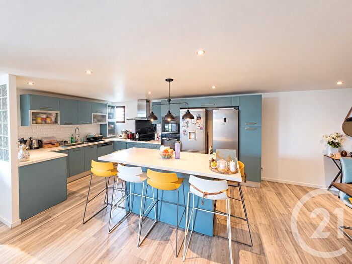 Saint-Denis, Vauban : Appartement 4 pièces à vendre