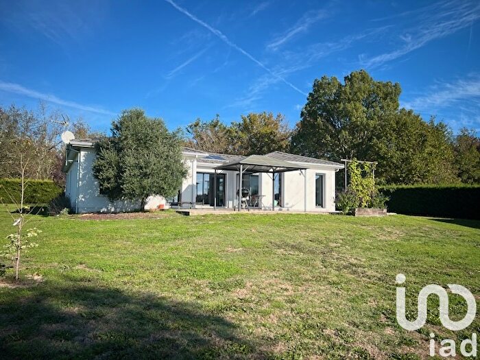 Maison à vendre - La Roche-Chalais - 4 pièces - 3 chambres