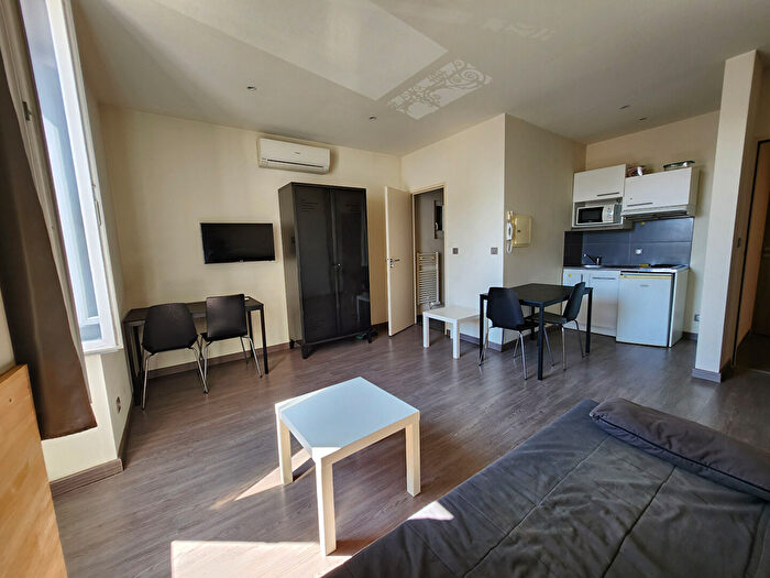 Appartement 1 pièce à Avignon, Préfecture, à louer