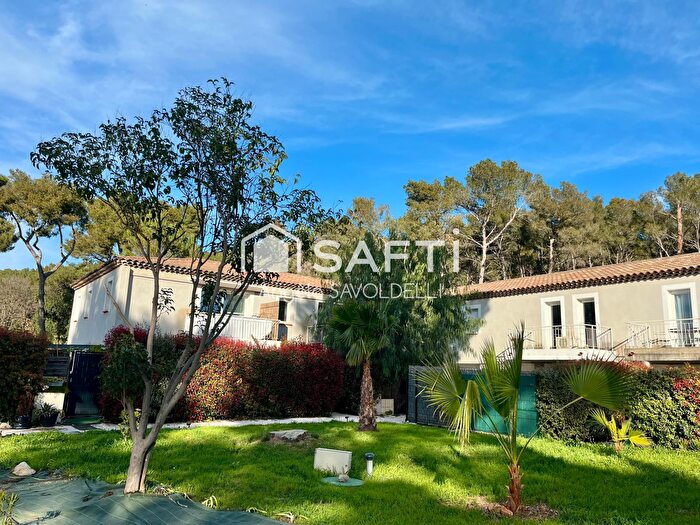 Appartement à vendre - Carqueiranne - 3 pièces - 2 chambres