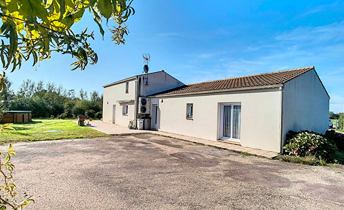 Maison à vendre - Le Perrier - 5 pièces - 4 chambres