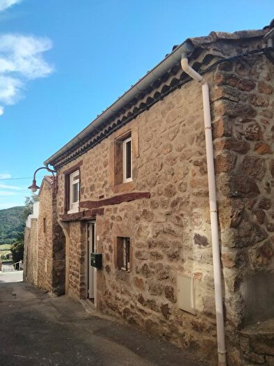 Maison à louer - Saint-Georges-les-Bains - 3 pièces - 2 chambres