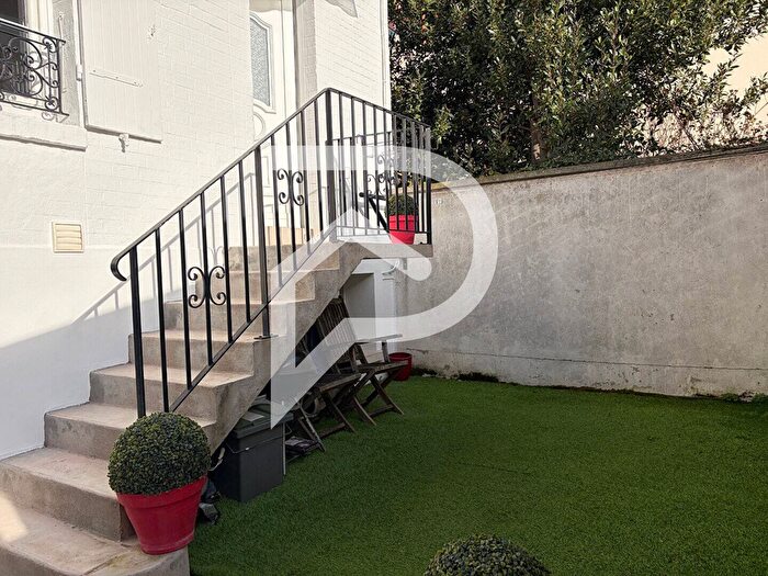 Appartement à louer - Lepine-Binet, Bois-Colombes - 2 pièces - 1 chambre