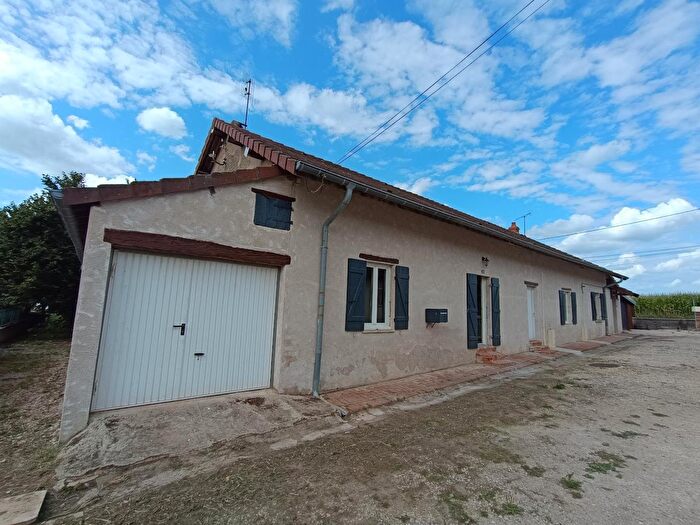 Maison 4 pièces à vendre à Savigny-en-Revermont