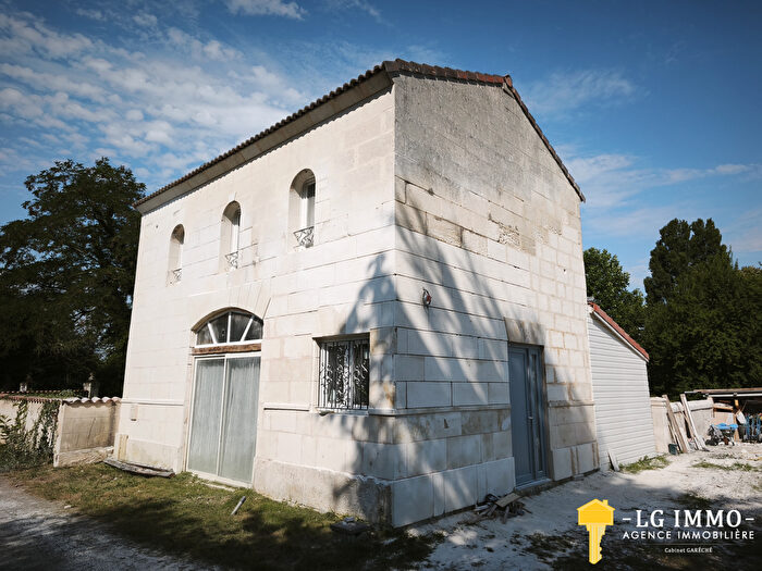 Maison 4 pièces à vendre - Saint-Genis-de-Saintonge