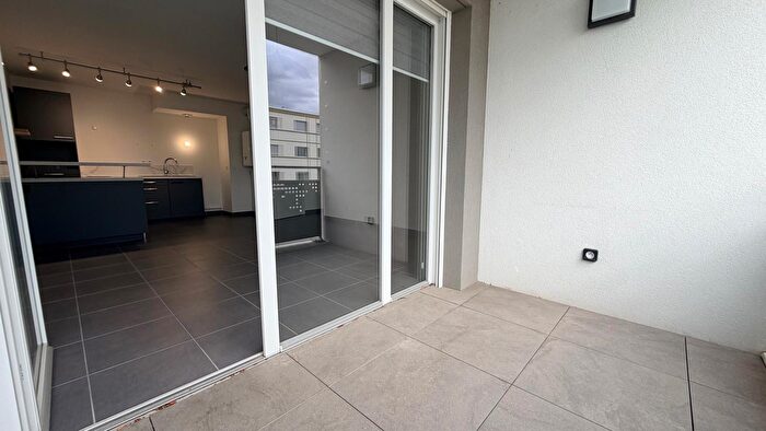 Appartement à vendre - Villeurbanne, Doua - 3 pièces - 2 chambres