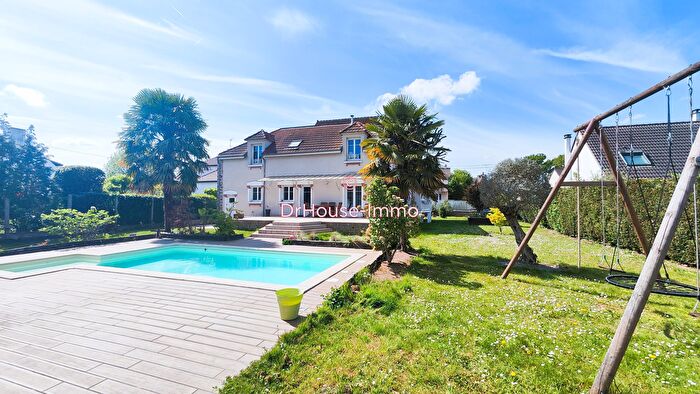 Maison 8 pièces à Villemoisson-sur-Orge, à vendre