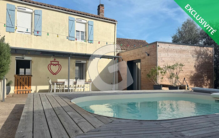 Maison 4 pièces à Moutiers-les-Mauxfaits, à vendre