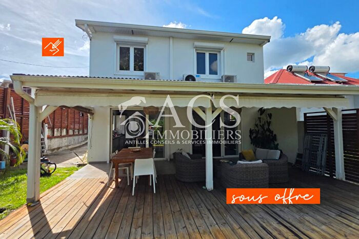 Maison à vendre - Fort-de-France - 5 pièces - 4 chambres