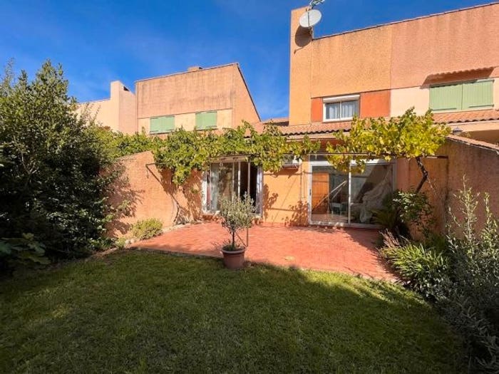 Peyrolles-en-Provence : Maison 5 pièces à vendre