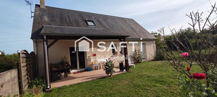 Maison 5 pièces à Savigné-sur-Lathan, à vendre