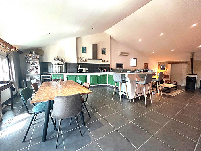 Noves : Appartement 4 pièces à louer