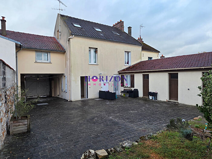 Appartement à louer - Pontarmé - 4 pièces - 3 chambres