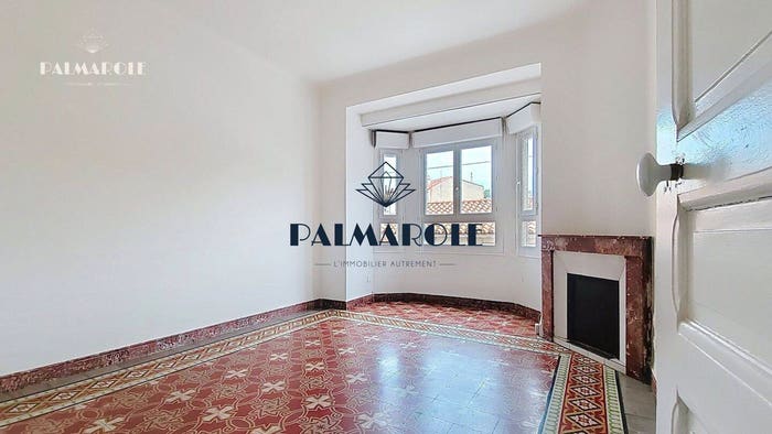 Centre Ville, Perpignan : Appartement 4 pièces à louer