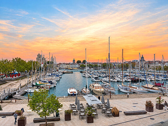Appartement 3 pièces à vendre - La Rochelle, Centre-ville, Vieux-port, Marché