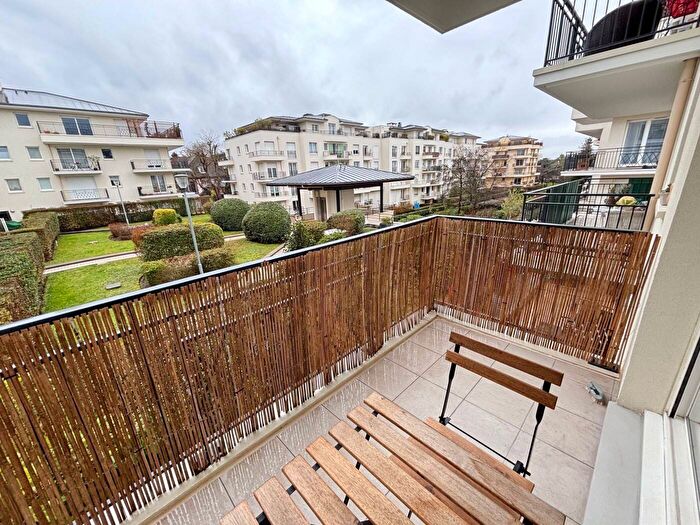 Appartement à louer - Bord de Seine-Closeaux, Rueil-Malmaison - 1 pièce