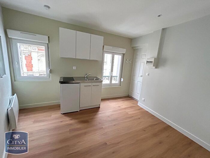 Appartement à louer - Le Mans, Leclerc, Courboulay - 1 pièce