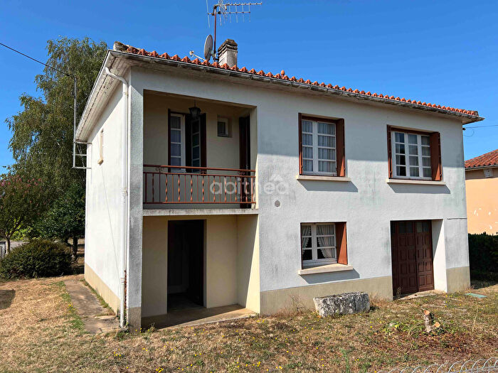 Maison 5 pièces à vendre à Chasseneuil-sur-Bonnieure