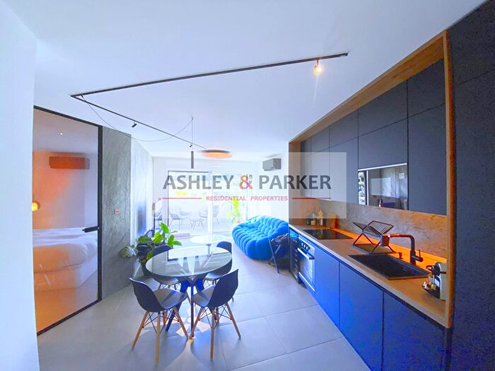 Appartement à vendre - Villeneuve-Loubet, Les Hauts de Vaugrenier, Les Maurettes, Vaugrenier - 2 pièces - 1 chambre