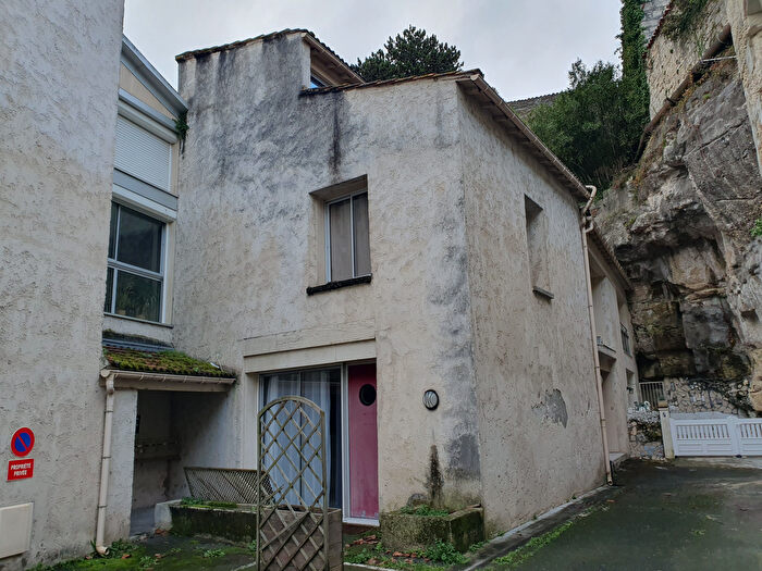 Maison à vendre - Saintes, Centre-ville - 3 pièces - 2 chambres
