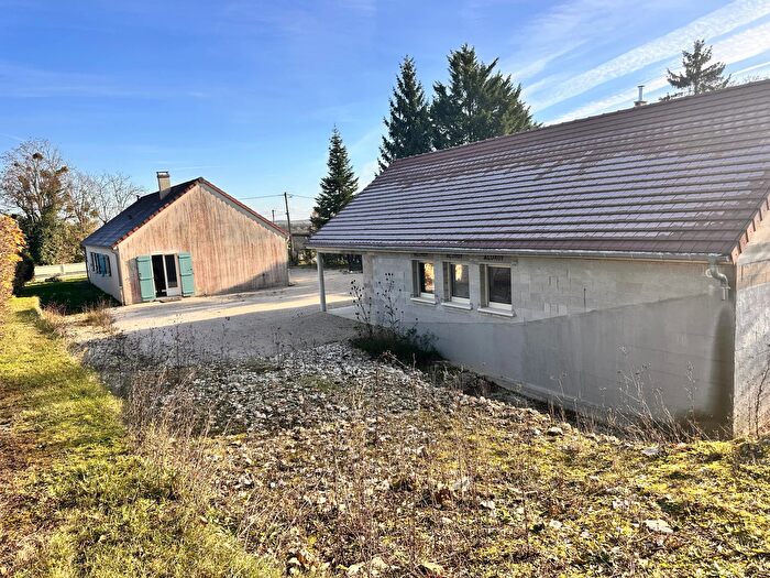 Maison à vendre - Dampierre-et-Flée - 6 pièces - 3 chambres