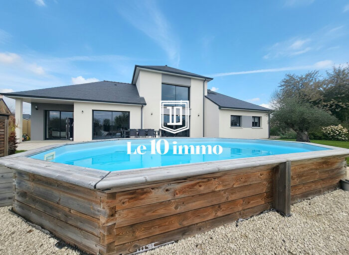 Maison à vendre - Distré - 7 pièces - 4 chambres