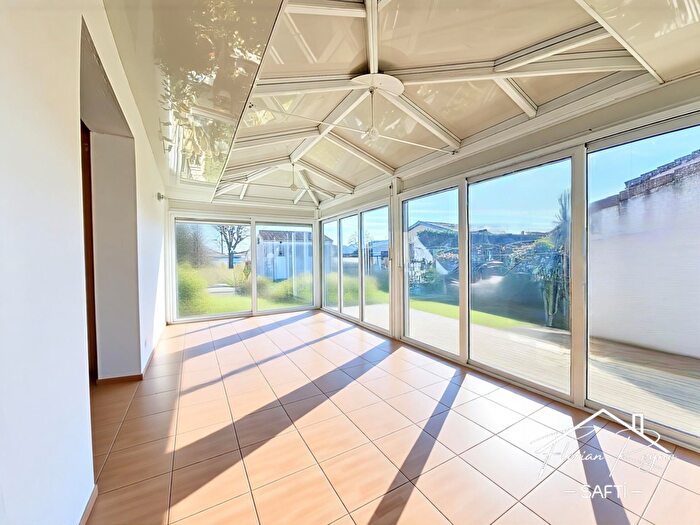 Maison à vendre - Blanquefort, Le Bourg - 7 pièces - 4 chambres