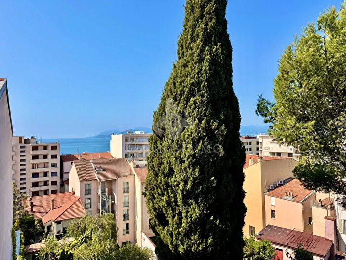Appartement 2 pièces à vendre à Cannes, Suquet