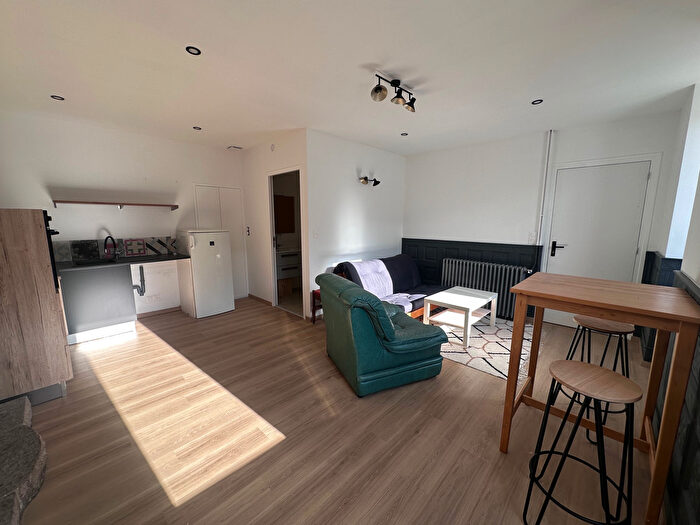 Appartement à louer - Lézardrieux - 1 pièce - 1 chambre