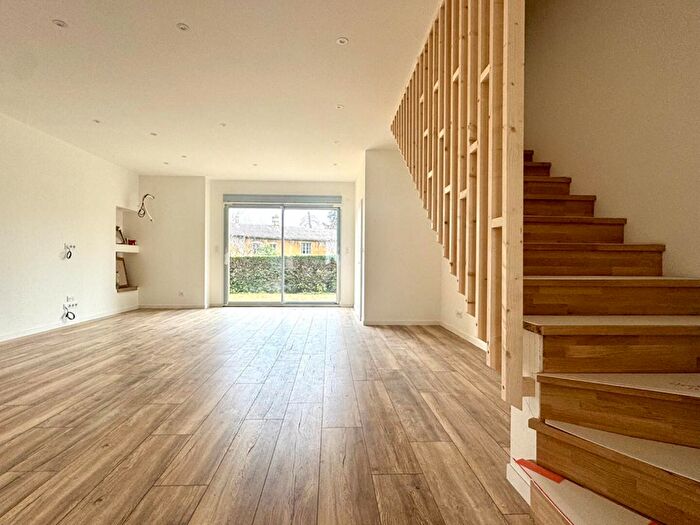 Maison à vendre - Sérézin-du-Rhône - 5 pièces - 4 chambres