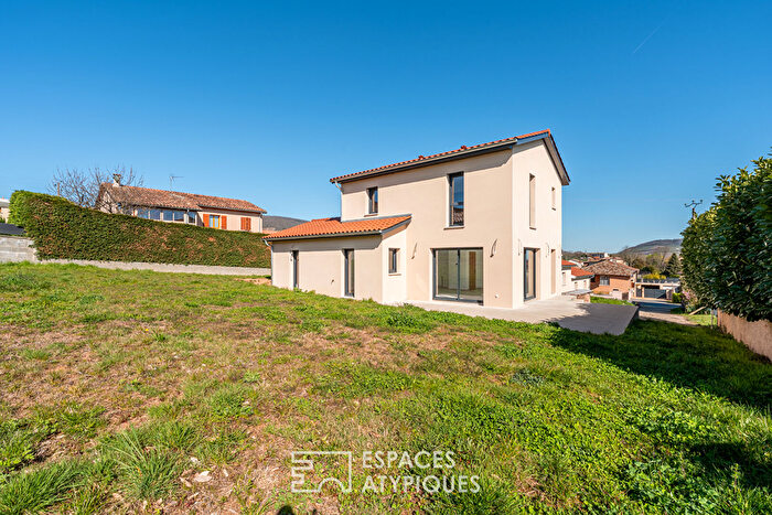 Maison 5 pièces à vendre à Saint-Étienne-la-Varenne