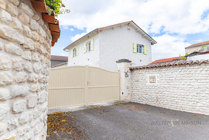 Maison 7 pièces à Lonzac, à vendre