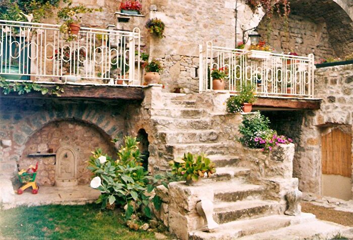 Sainte-Eulalie-de-Cernon - Maison 7 pièces à vendre