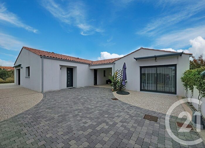 Saint-Michel-en-l'Herm - Maison 5 pièces à vendre