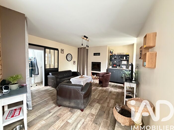 Maison à vendre - Noyen-sur-Sarthe - 6 pièces - 5 chambres