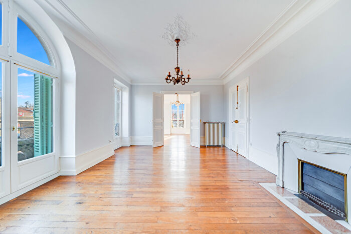 Appartement 5 pièces à louer à Dijon, Clémenceau, Gare, Porte Neuve