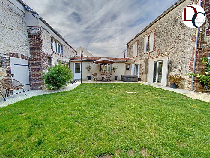 Maison à vendre - Senlis, Bon Secours - 10 pièces - 5 chambres