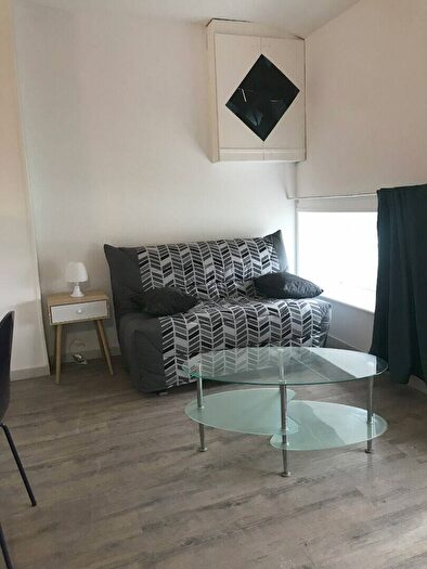 Appartement à louer - Peripherie, Tournus - 1 pièce