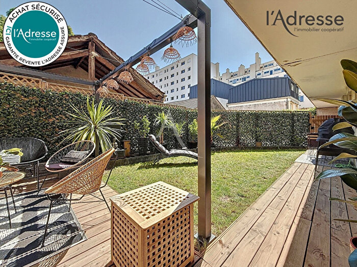 Appartement 3 pièces à Puteaux, Centre-ville, à vendre