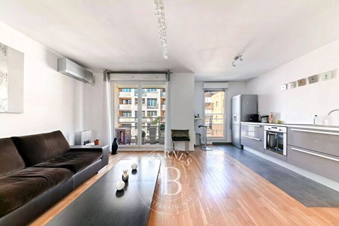 Appartement à louer - Gratte Ciel, Villeurbanne - 2 pièces - 1 chambre