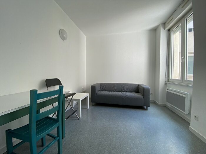 Appartement 2 pièces à louer à Saint-Étienne, Centre-ville, Peuple, Chavanelle